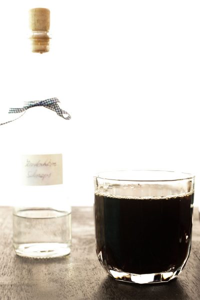 Austrian Jagertee Recipe - spiced Black tea w Schnapps & Rum