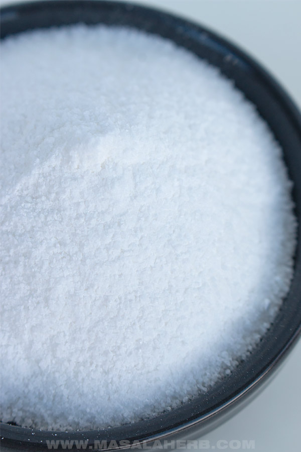 How to make Powdered Sugar (+VIDEO) | MasalaHerb.com