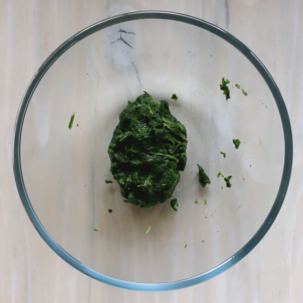 Spinach Cream Cheese Chicken Roulade (Ballotine)