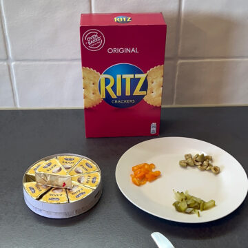 Creamy Cheese Topped Crackers