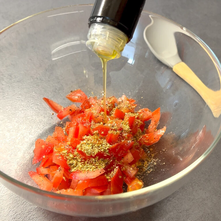 Mini Tomato Bruschetta (Bruschettini)